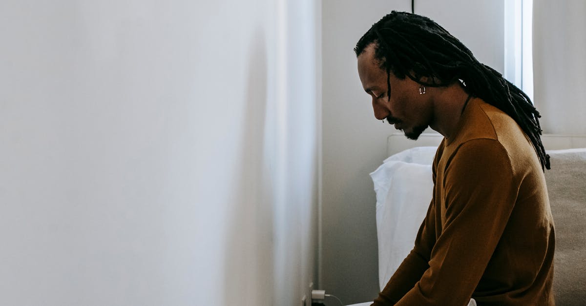 Éveiller l'Intérêt : Stratégies Douces pour Séduire un Introverti 🌟 ️