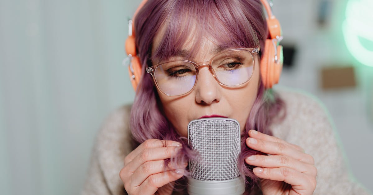 L'impact de la voix et du ton sur notre charme 💬 ️